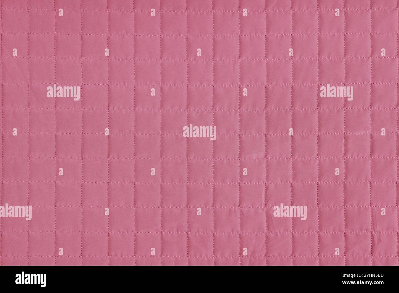 Pink quilt hi-res stock photography and images - Alamy