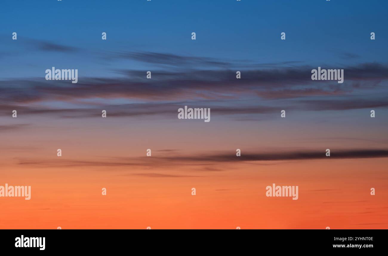 Moody sunrise sky no people hi-res stock photography and images - Alamy