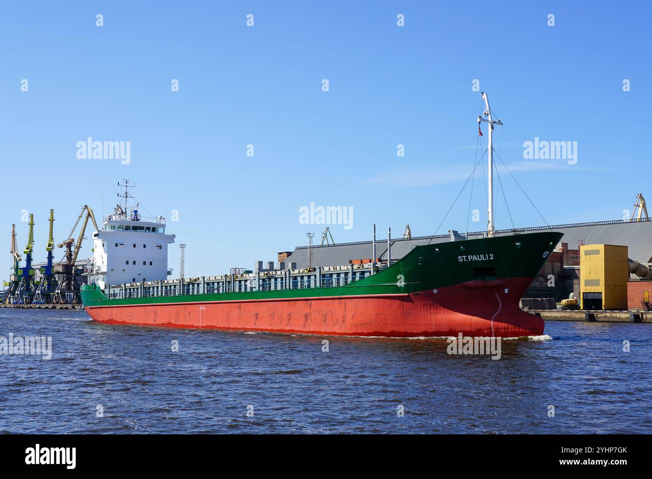 Bulk mini hi-res stock photography and images - Alamy