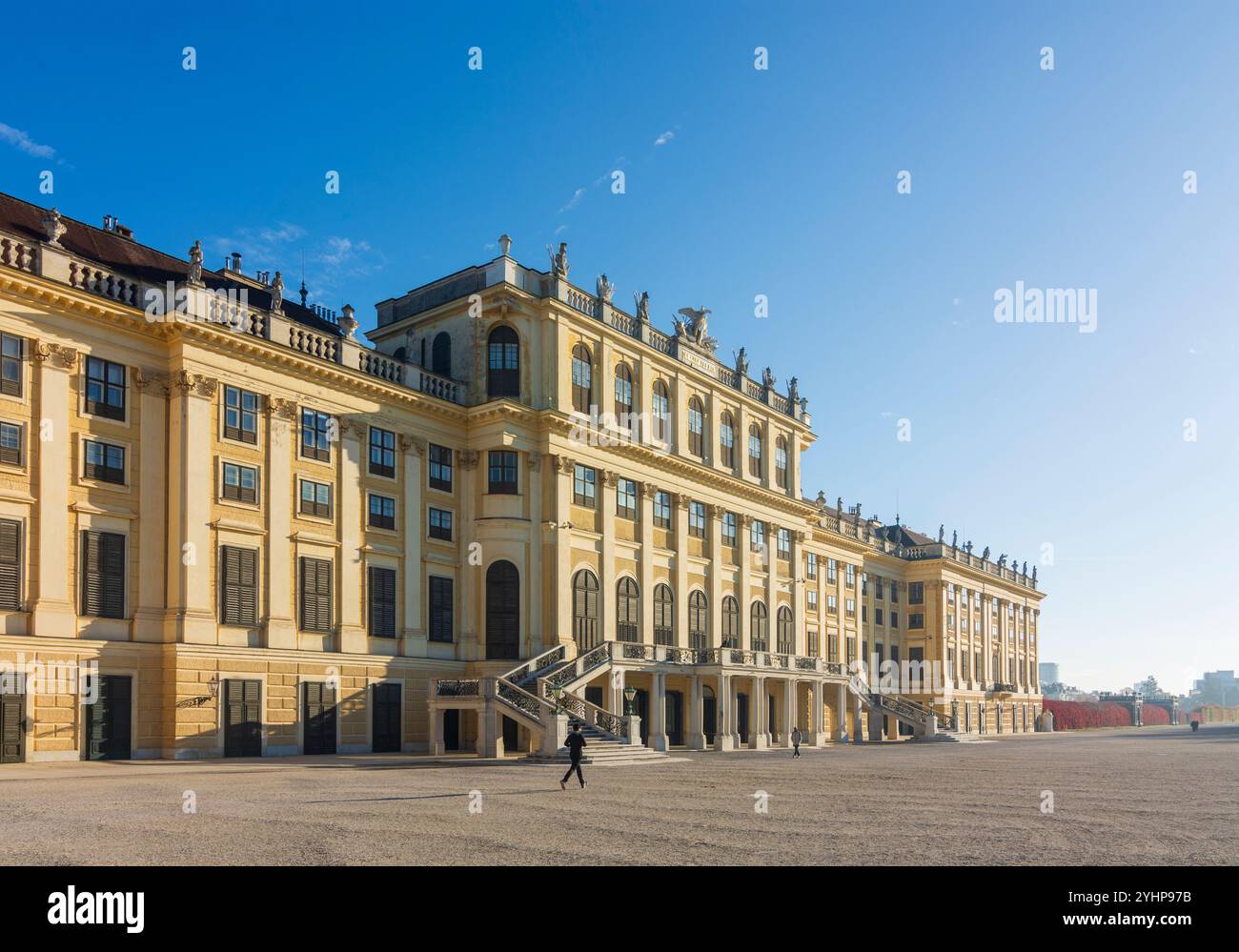 Vienna: Schloss Schönbrunn Palace, main facade in 13. Hietzing, Wien ...