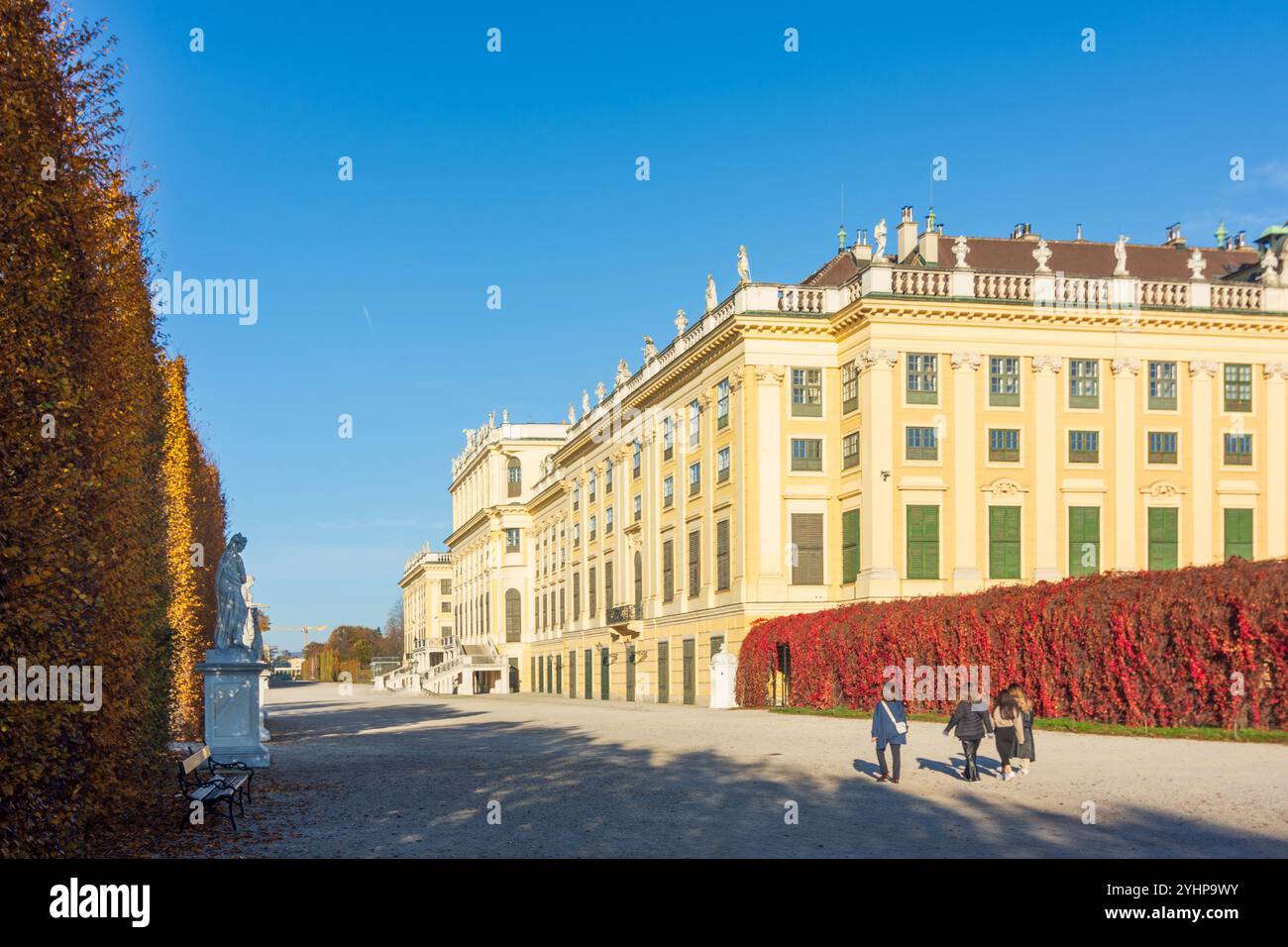 Vienna: Schloss Schönbrunn Palace, main facade in 13. Hietzing, Wien ...