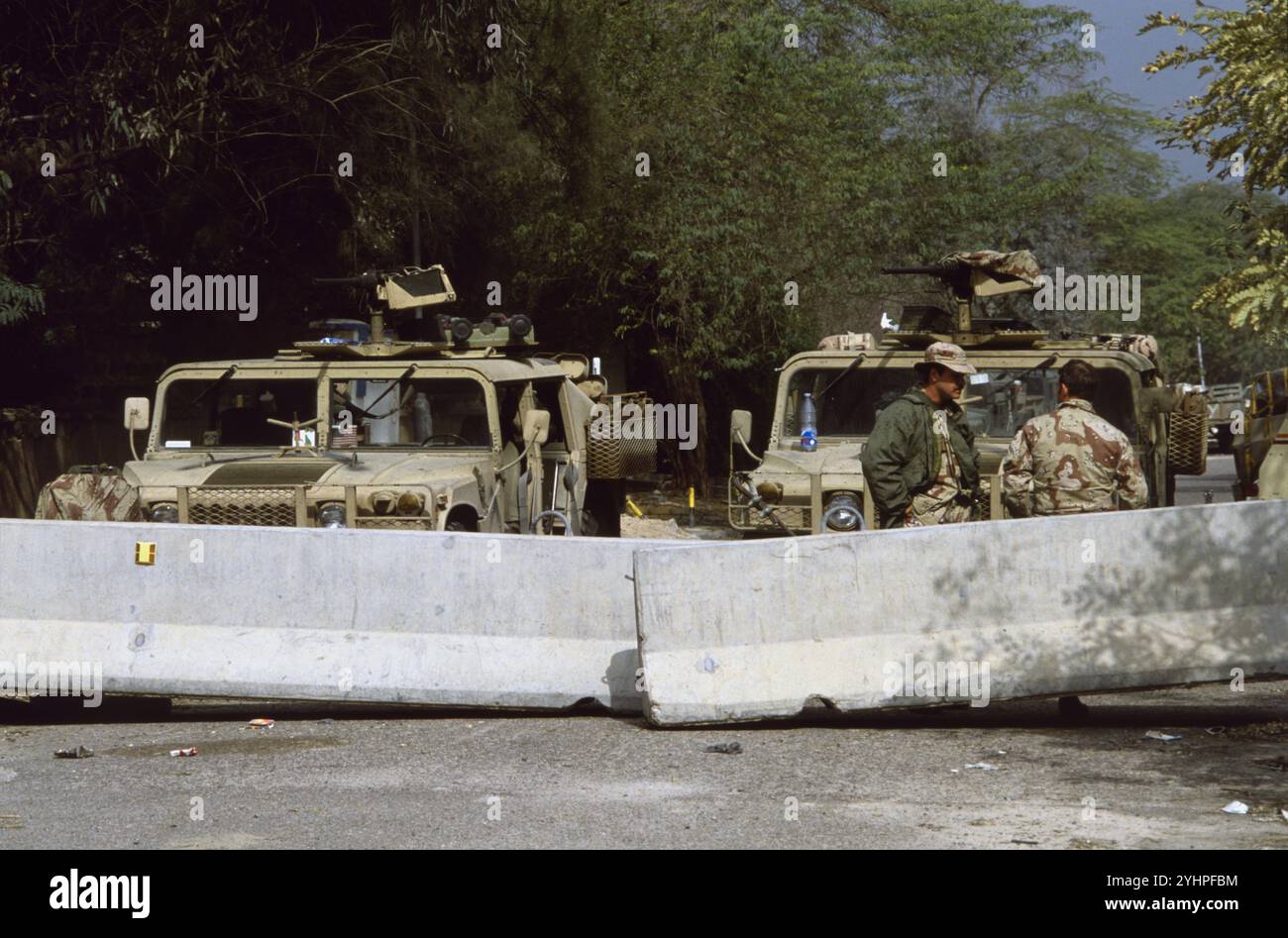 First Gulf War: 10th March 1991 U.S. Army soldiers on guard duty with ...