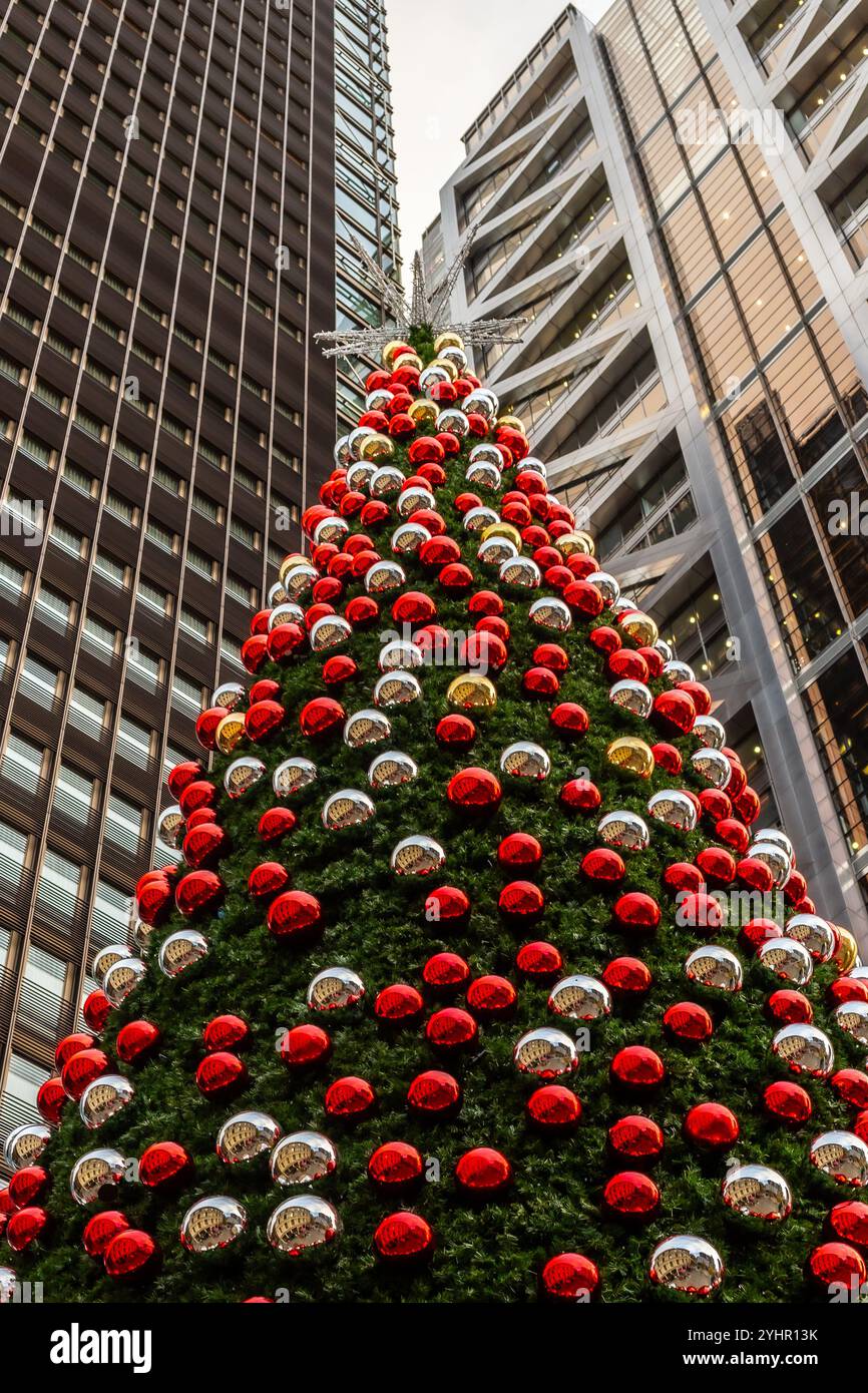 Green tree covered in shiny balls hi-res stock photography and images ...