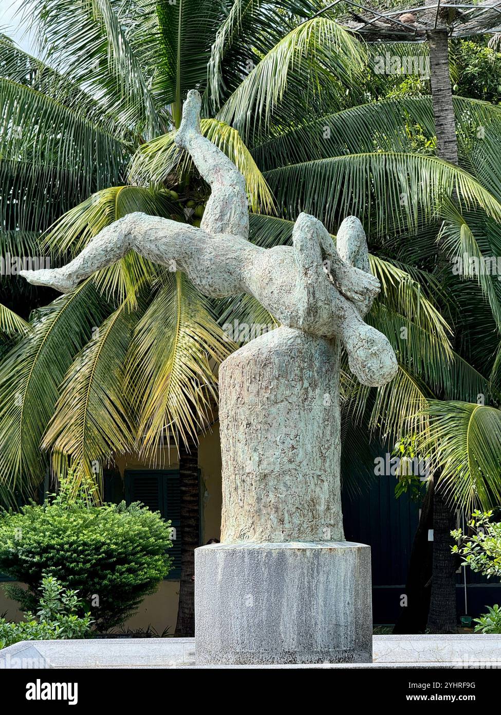 S21 killing fields & Tuol Sleng museums, interrogatio centre and ...