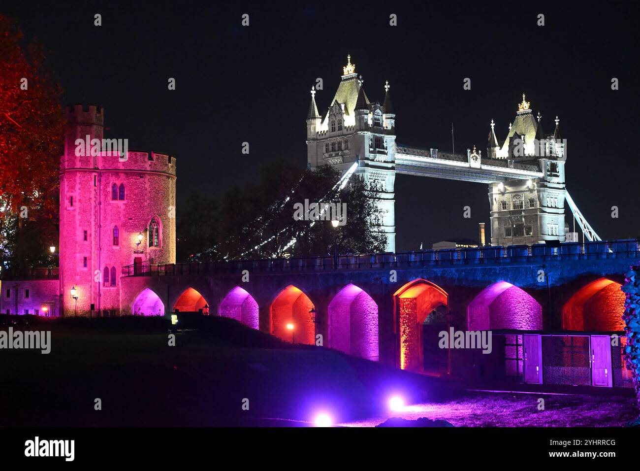 Tower bridge london inside hi-res stock photography and images - Alamy