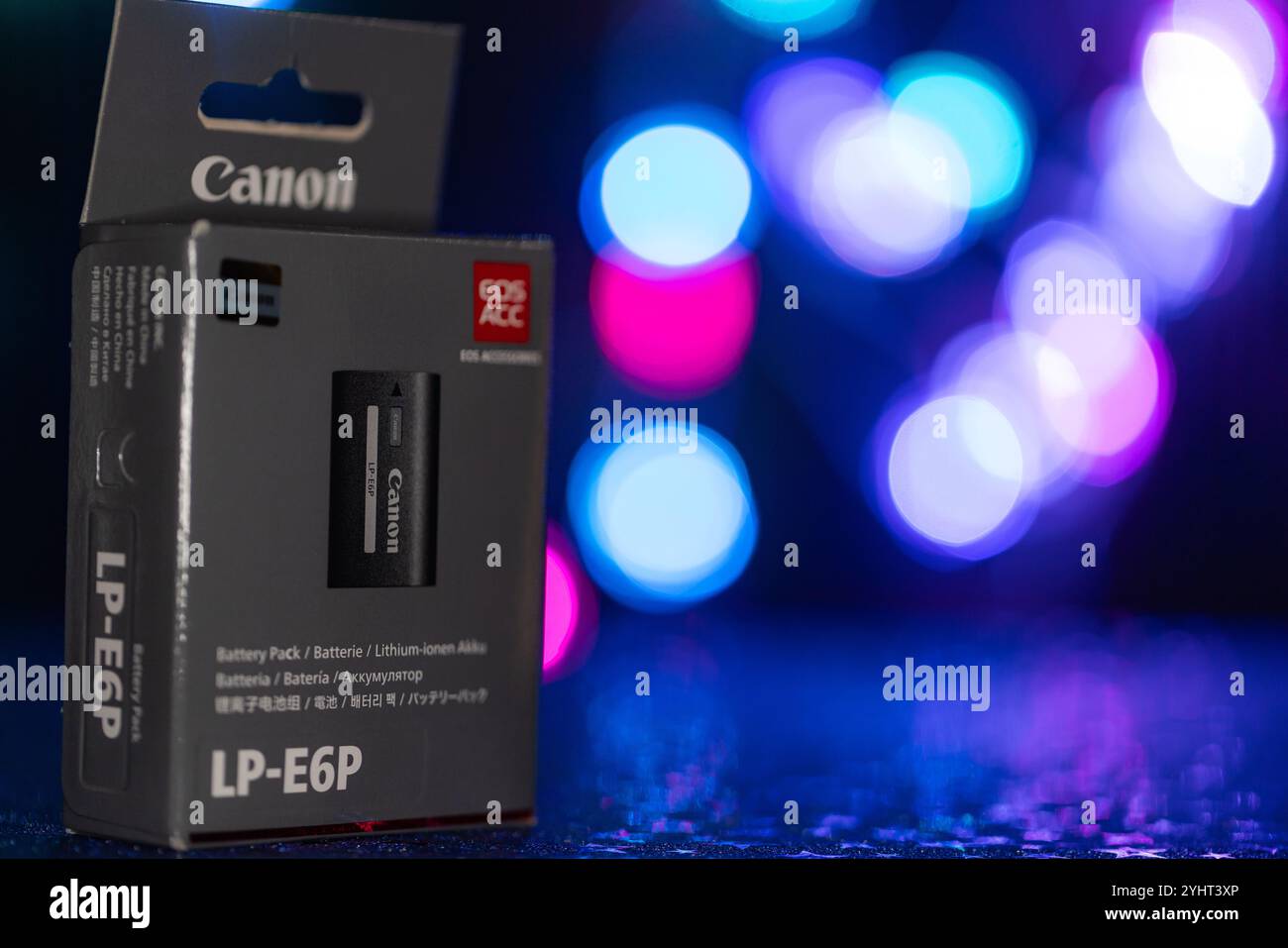 12 volt electric battery hi-res stock photography and images - Alamy