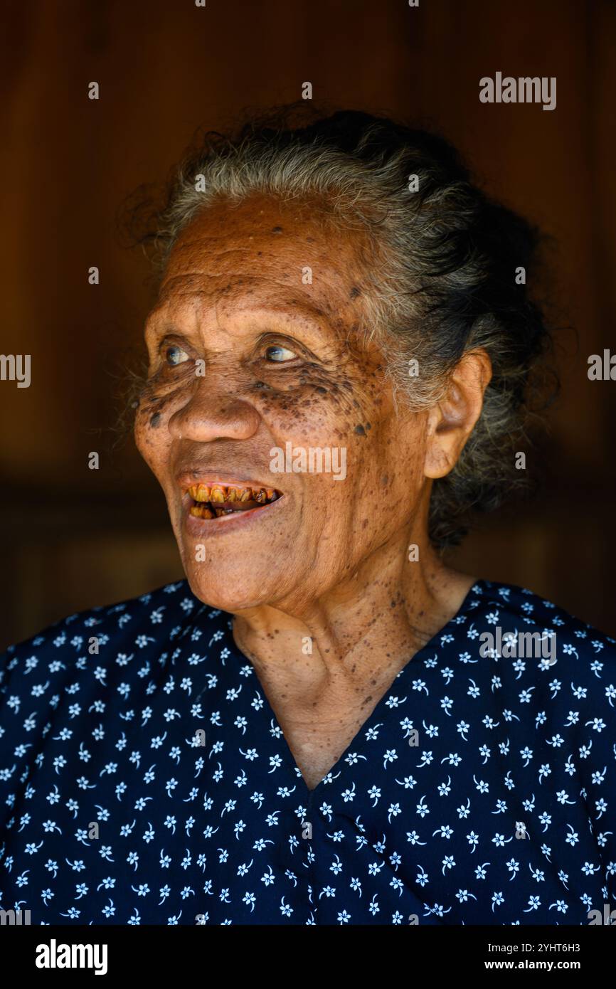 Lio tribe hi-res stock photography and images - Alamy
