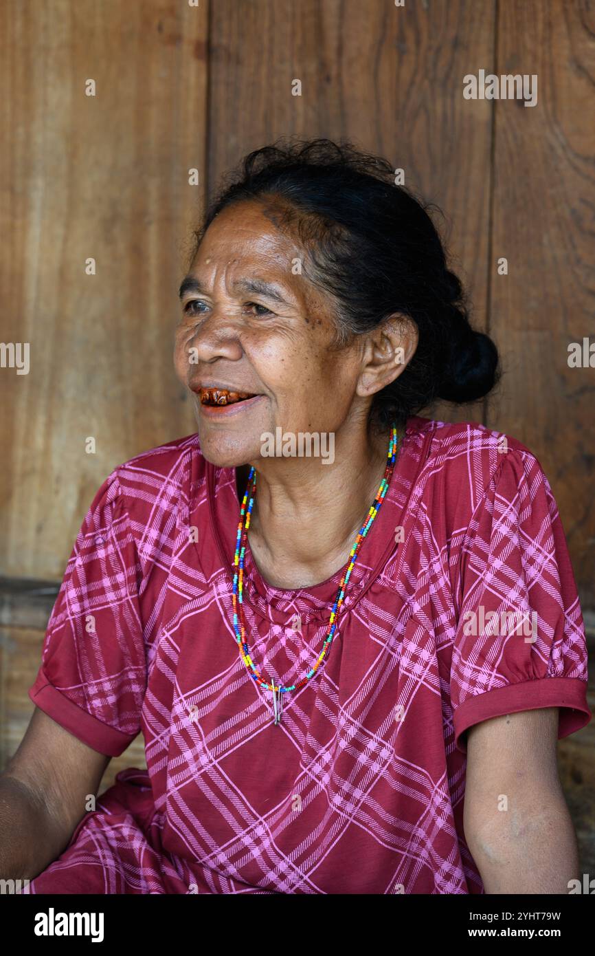 Luba, Flores, Indonesia - October 31 2024: Elder Woman Chewing Betel ...
