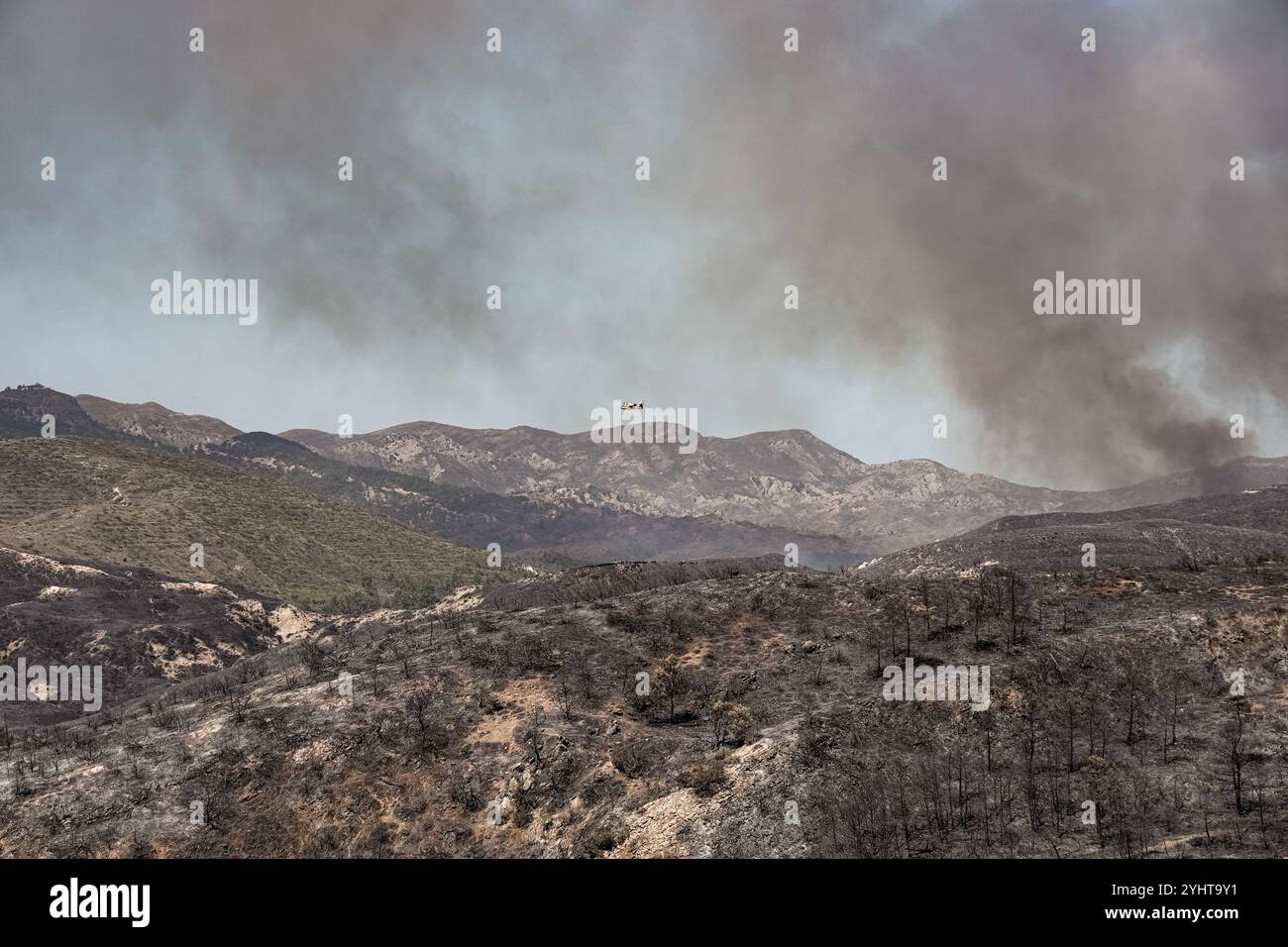 Rhodes wild fire hi-res stock photography and images - Alamy
