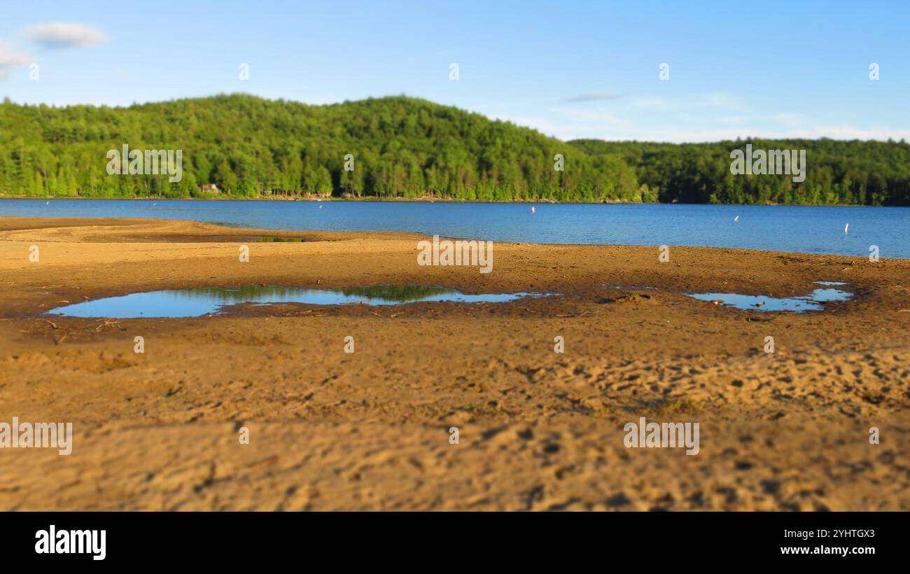 Schroon lake with mountains hi-res stock photography and images - Alamy