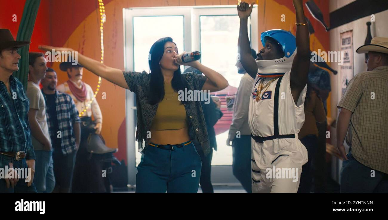 THE GUTTER, from left: D'Arcy Carden, Shameik Moore, 2024. © Magnolia ...