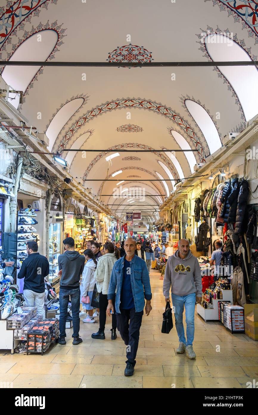 22/10/2024. Istanbul, Turkey. The Grand Bazaar is located inside the ...