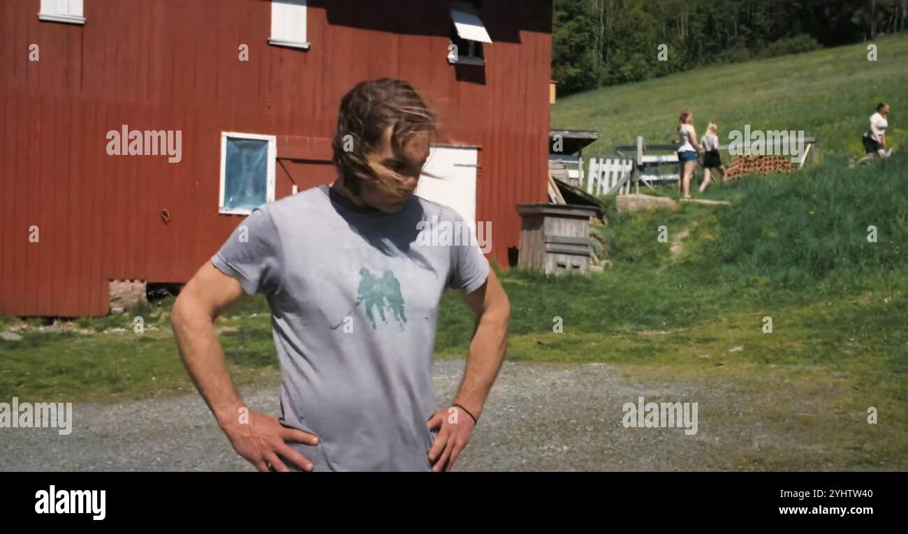 A NEW KIND OF WILDERNESS, (aka UKJENT LANDSKAP), Nik Payne, back left ...