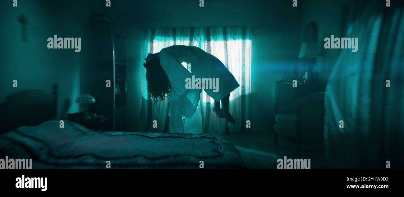 THE MANHATTAN ALIEN ABDUCTION, (Season 1, ep. 101, aired Oct. 30, 2024 ...