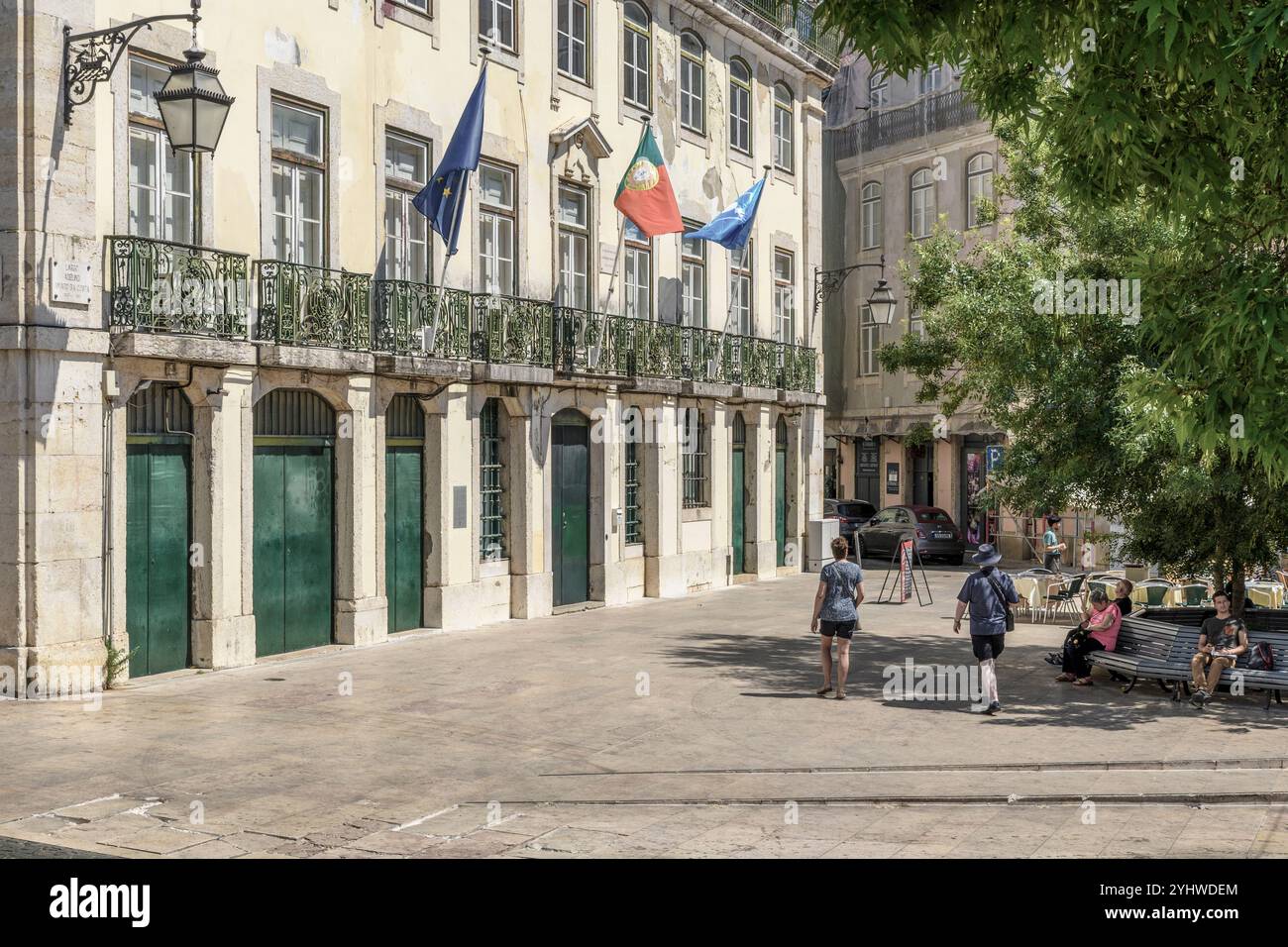 Exterior facade of the Casa do Santo Padre Cruz building, a religious ...