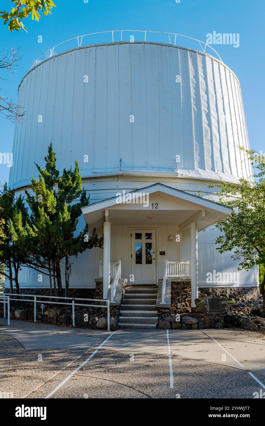 24 clark refractor telescope hi-res stock photography and images - Alamy