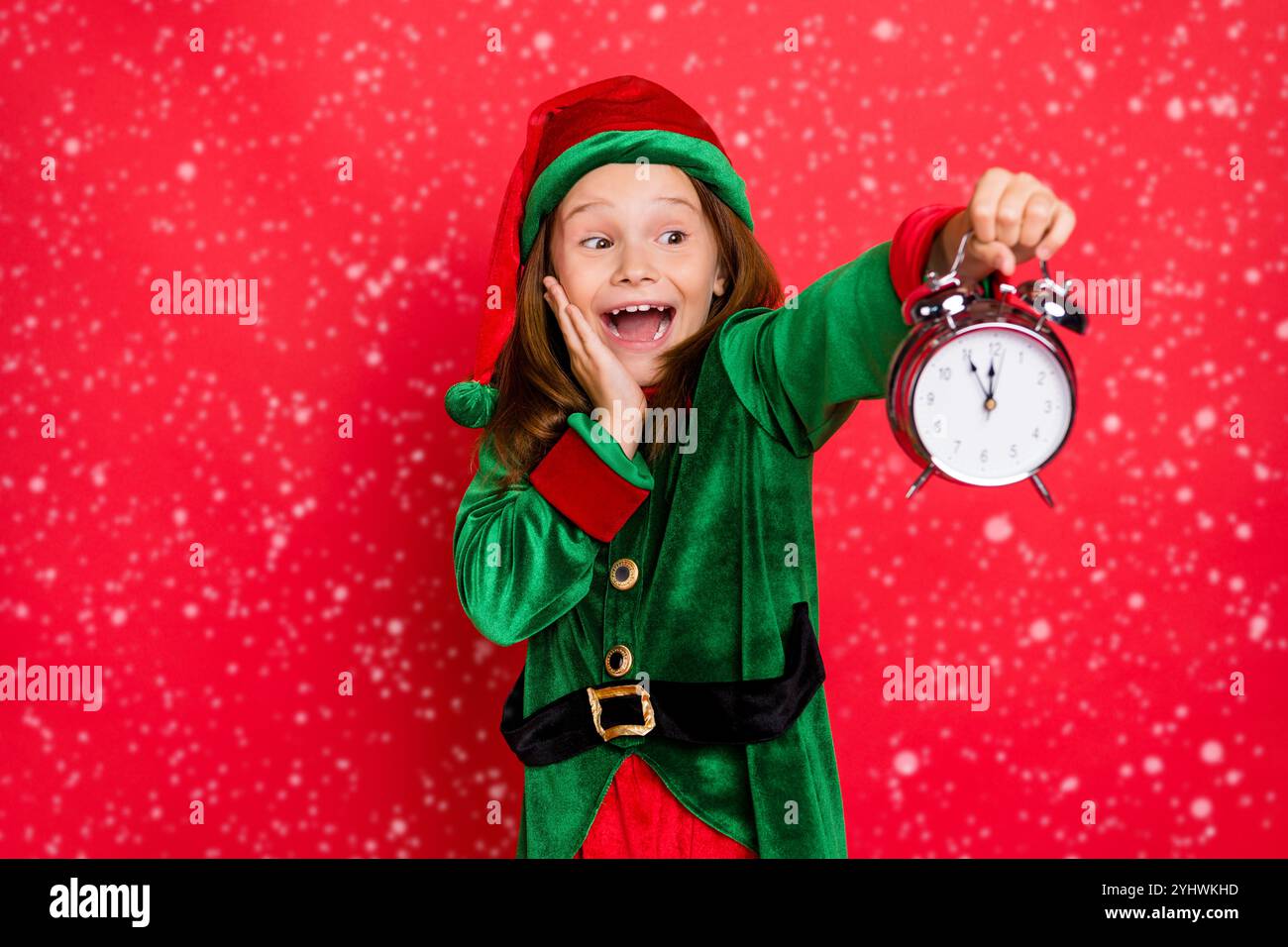 Close-up portrait of her she nice attractive cheerful cheery surprised ...