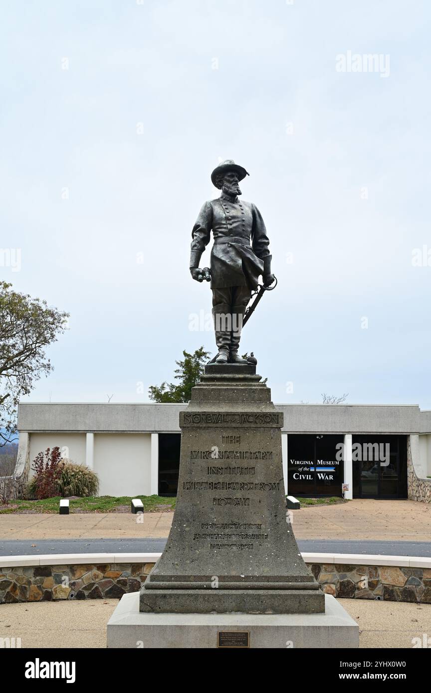 Lieutenant-General Stonewall Jackson statue. A Confederate General from ...