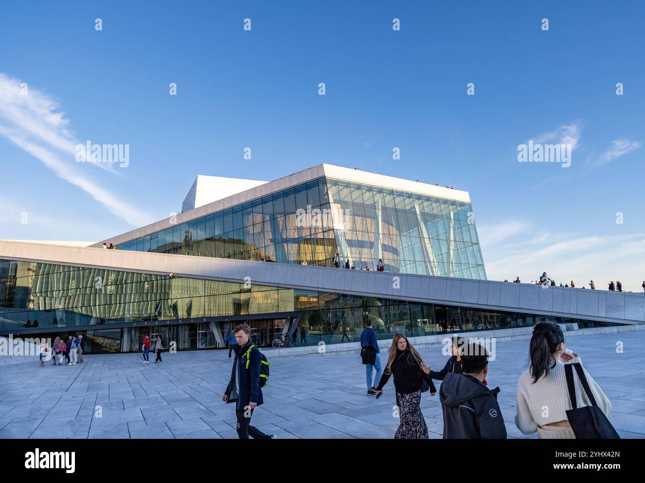Amazing oslo opera house hi-res stock photography and images - Alamy