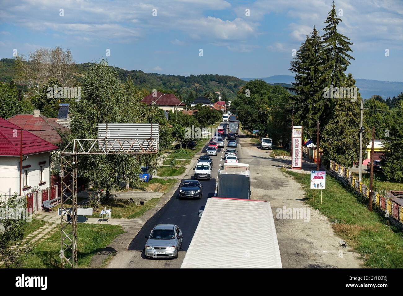 Road congestion trucks hi-res stock photography and images - Alamy