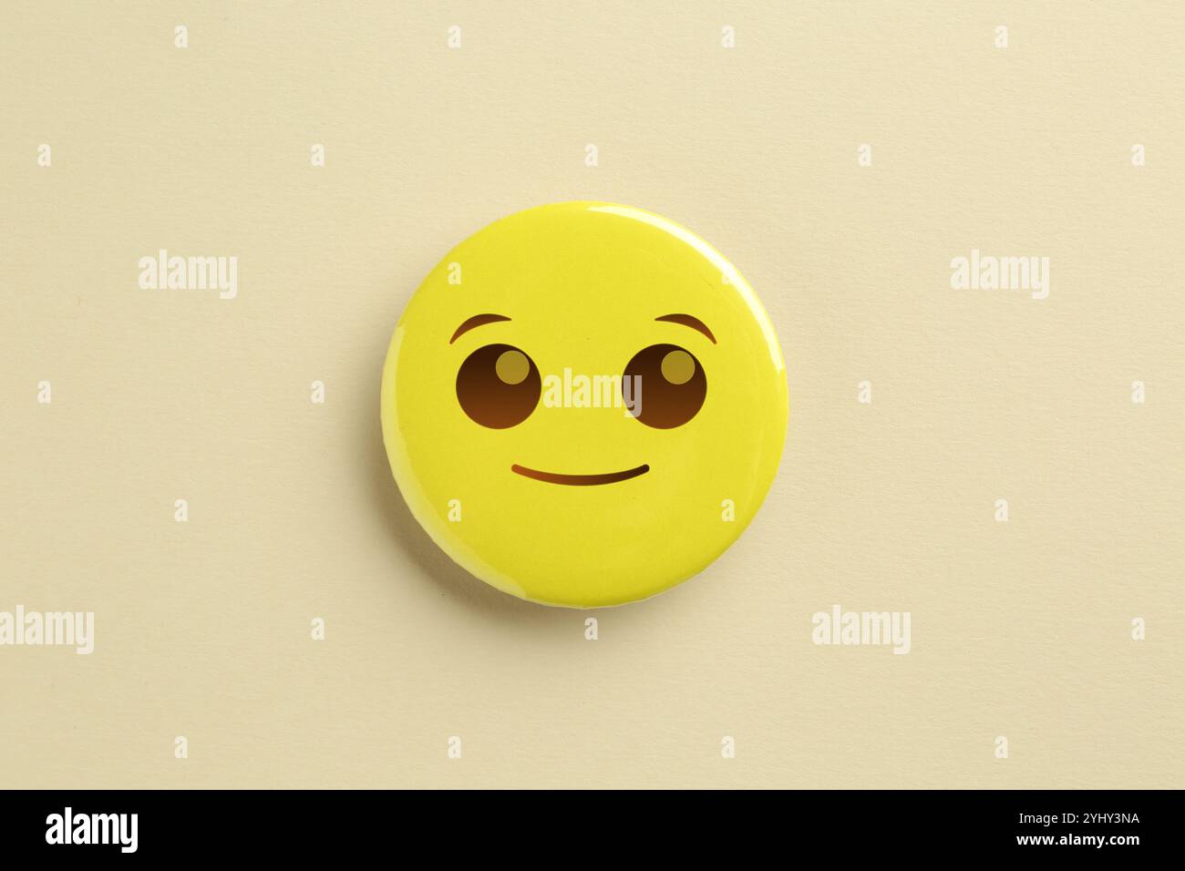 Smiling emoji illustration hi-res stock photography and images - Alamy