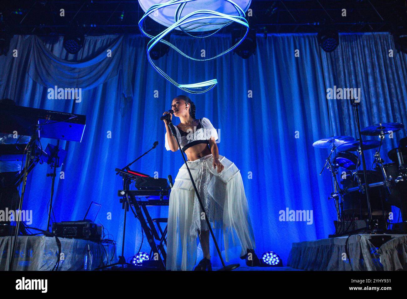 Sabrina carpenter taylor swift hi-res stock photography and images - Alamy