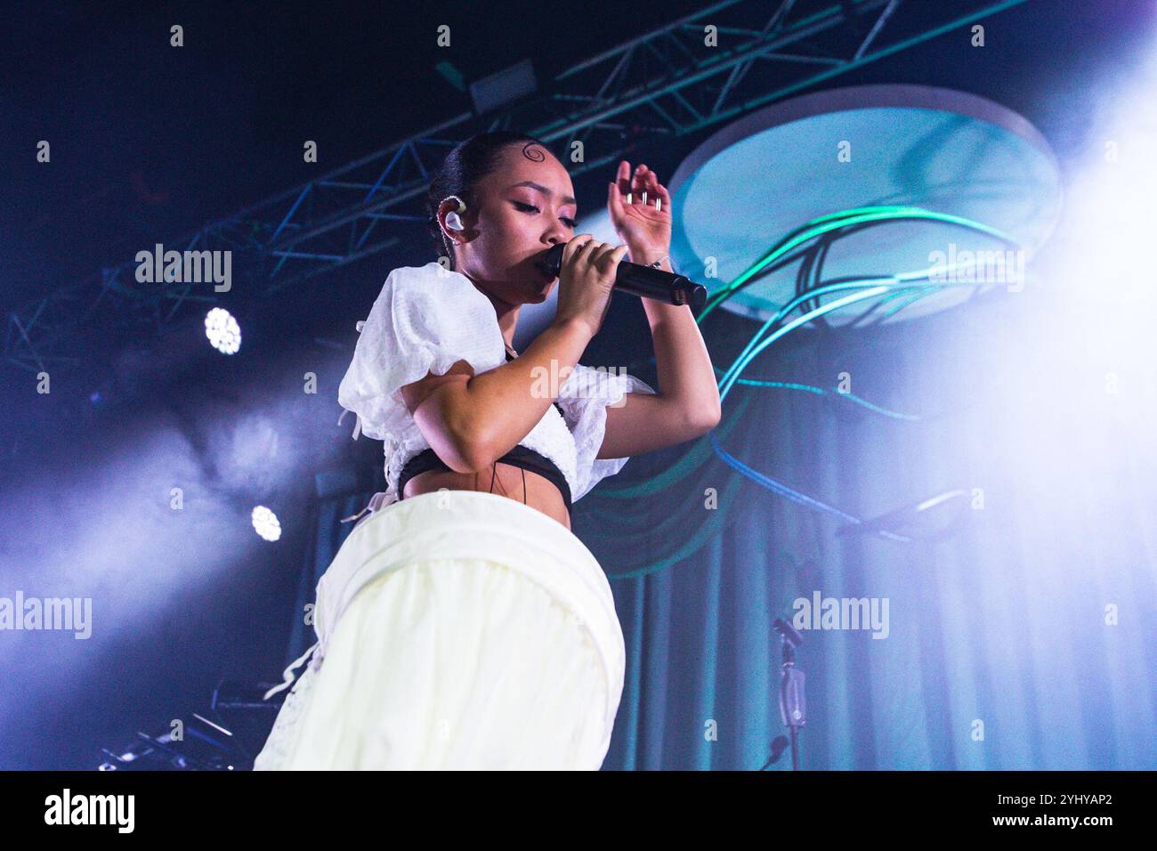 November 12, 2024: English singer / songwriter Sarah Faith Griffiths ...