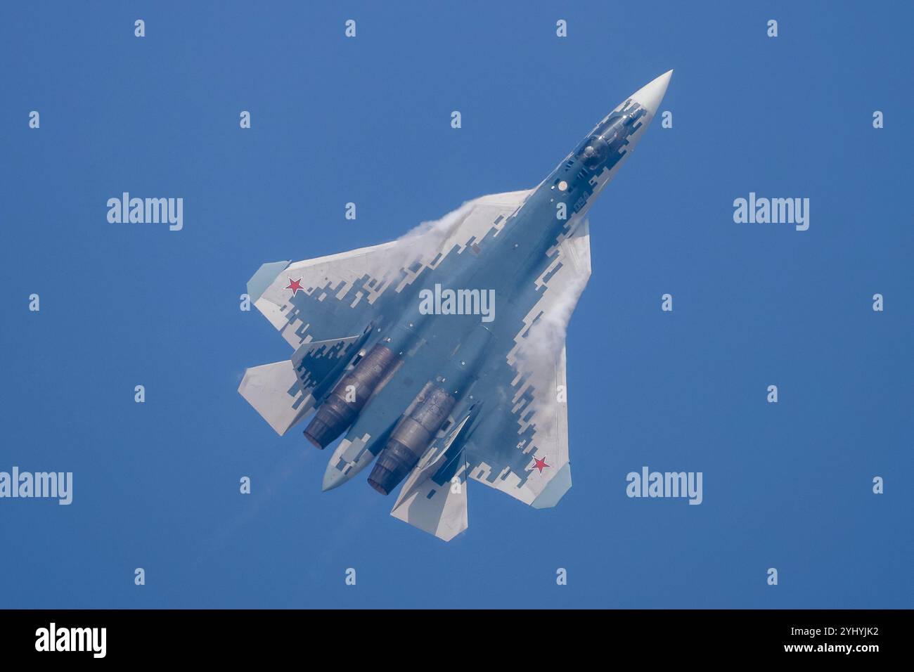 Zhuhai,China.12th November 2024. The 'Su-57' stealth fighter performed ...