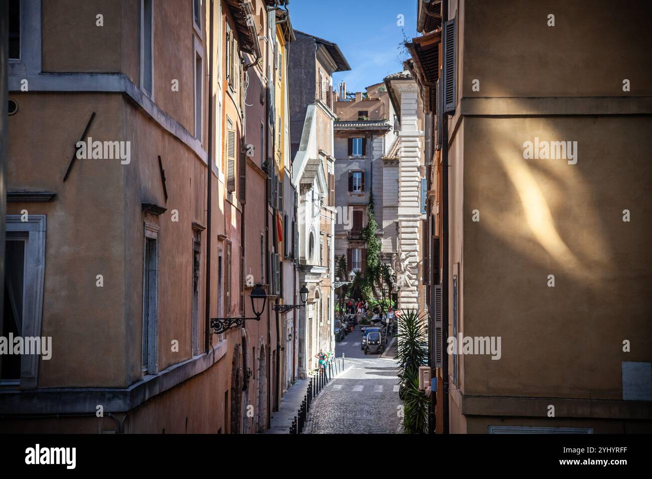 Featuring narrow pathways hi-res stock photography and images - Alamy