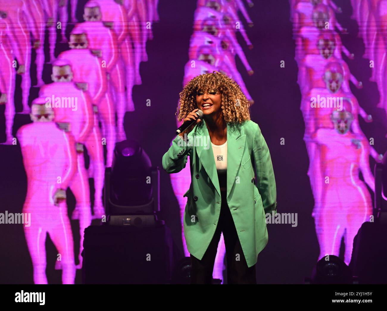 Brisbane, Australia. 13th Nov, 2024. Italian-Eritrean pop star Senhit is seen performing during ...