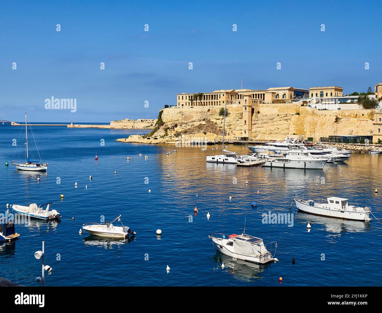British hospital in port hi-res stock photography and images - Alamy