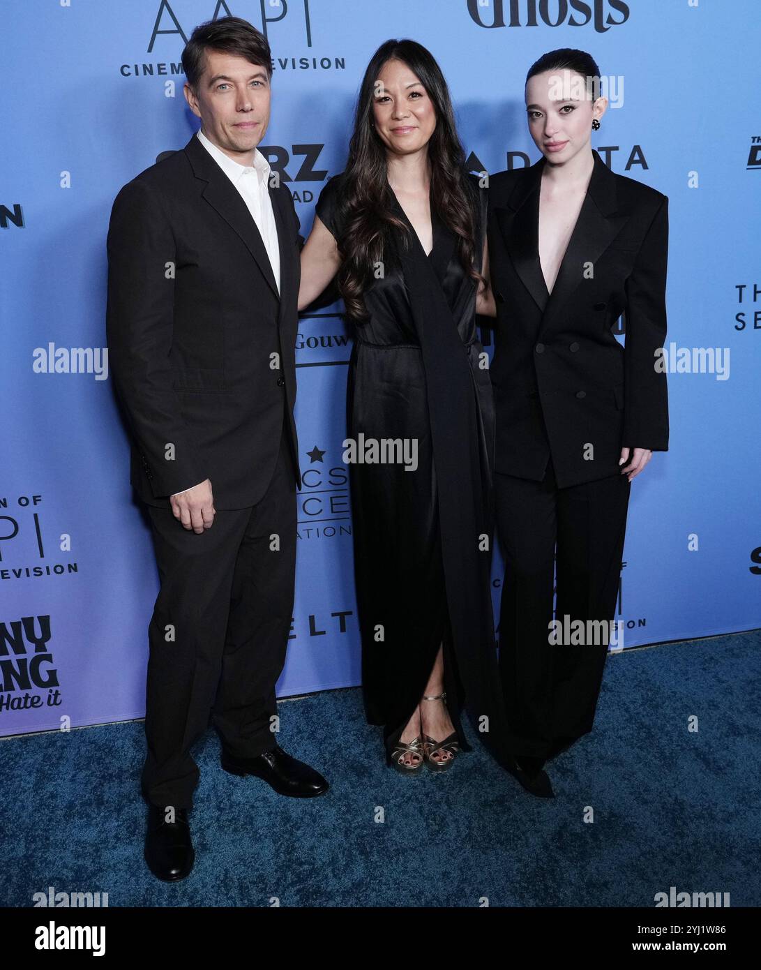 Los Angeles, USA. 12th Nov, 2024. (L-R) Sean Baker, Samantha Quan, and ...