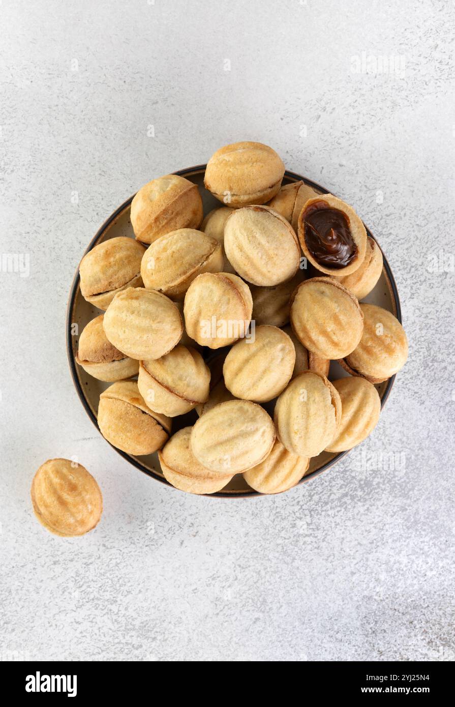 Oreshki hi-res stock photography and images - Alamy