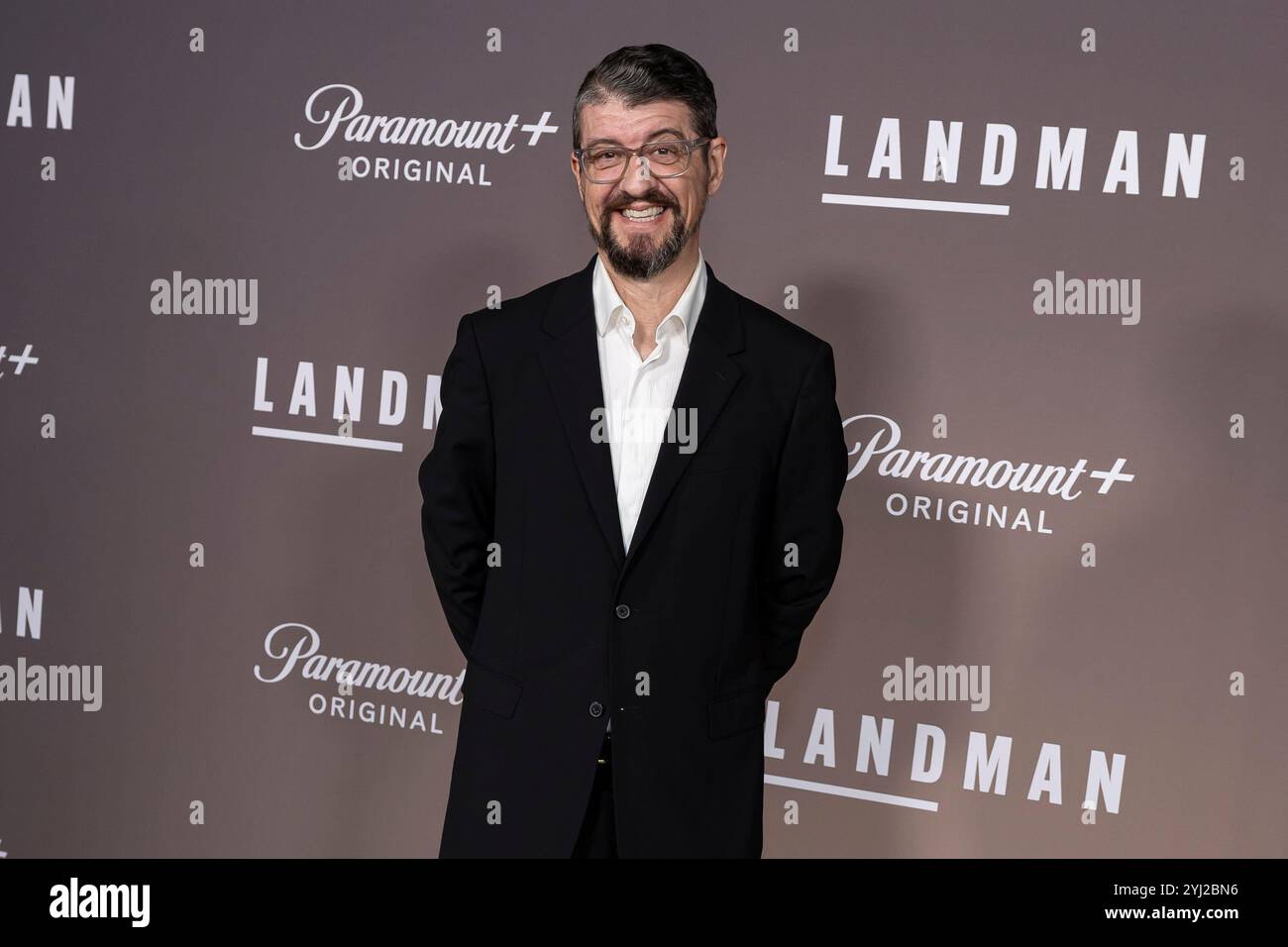 Los Angeles, USA. 12th Nov, 2024. Jason Hoch attends the arrivals of ...