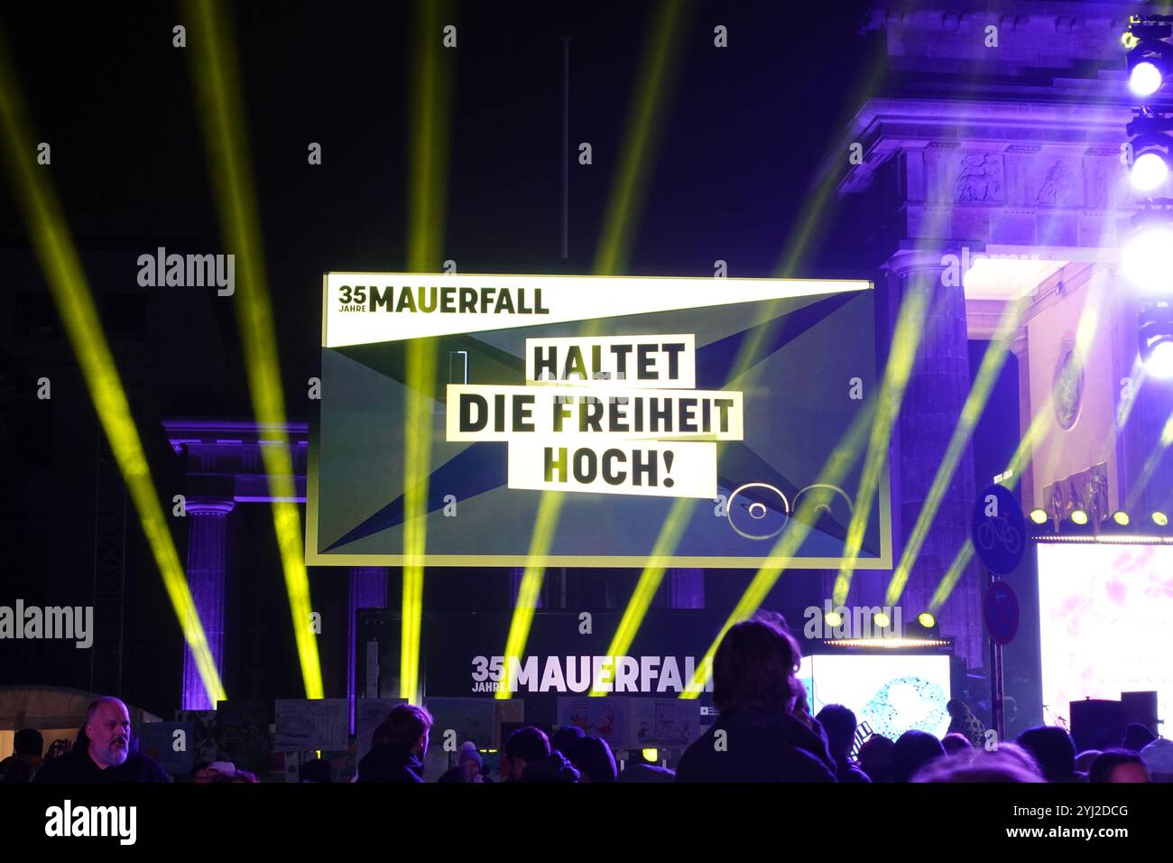 Berlin Wall Celebrations 35 Years after the wall fell Stock Photo - Alamy