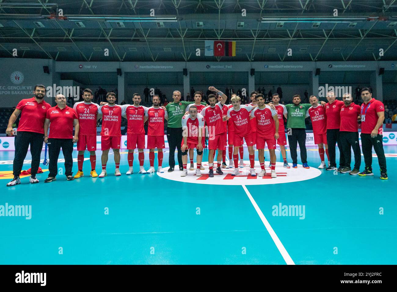 Handballpassion hi-res stock photography and images - Alamy