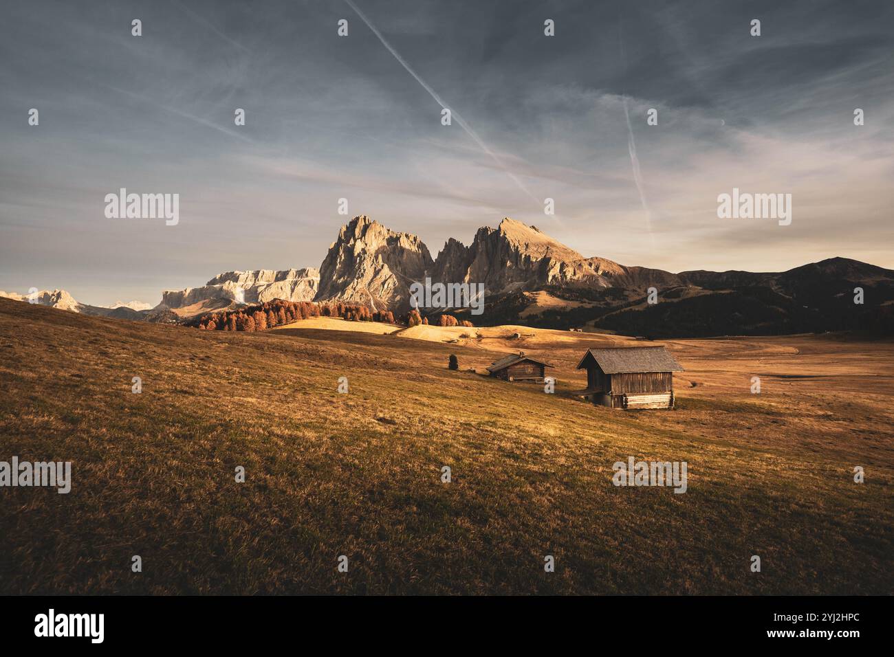 Herbststimmung auf der Seiseralm, der größten Hochalm Europas, in den ...