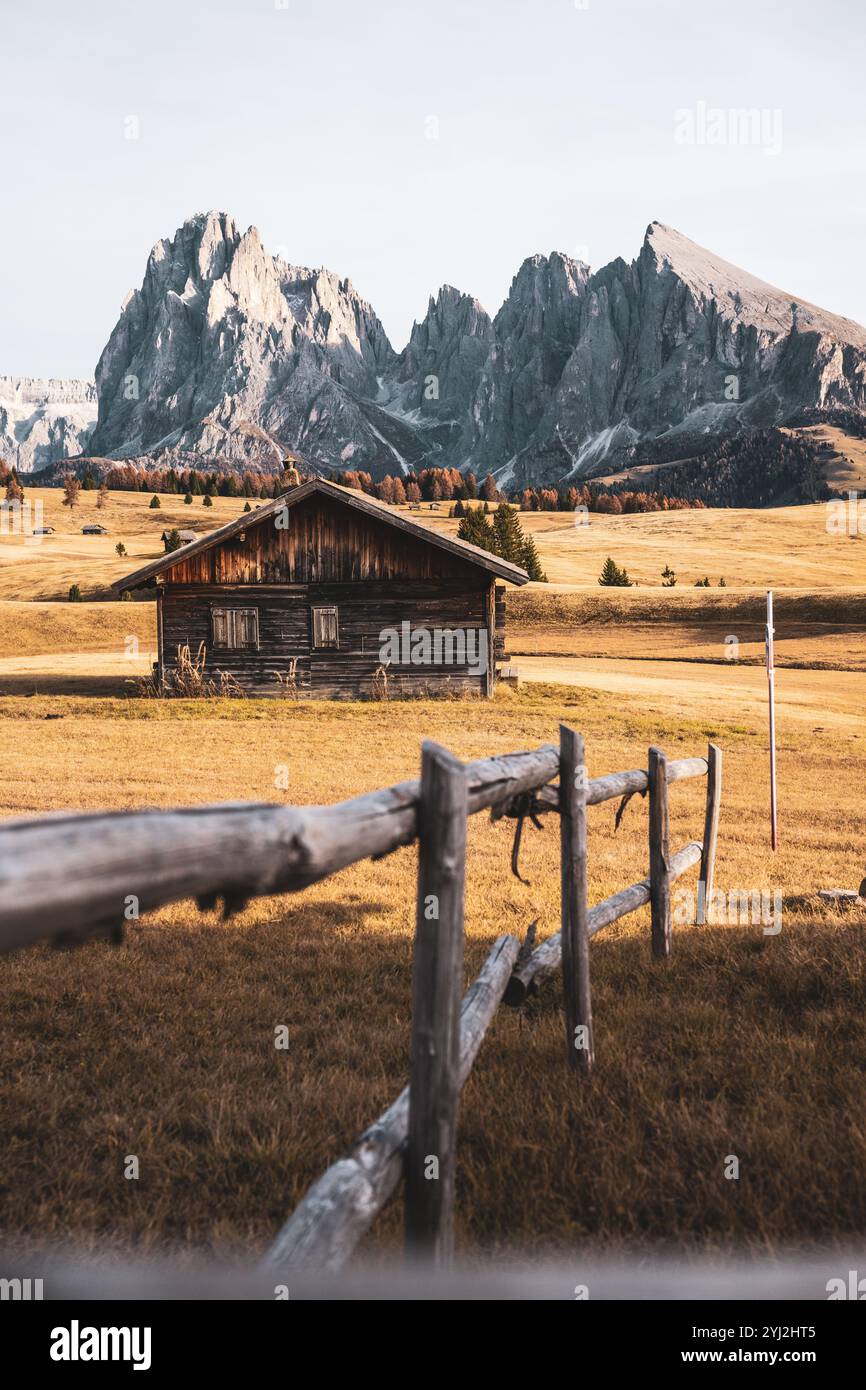 Herbststimmung auf der Seiseralm, der größten Hochalm Europas, in den ...