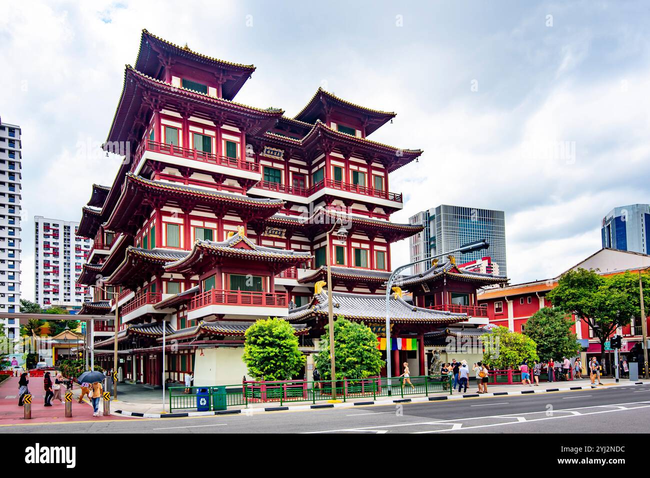 Buddha Tooth Relic Temple and Museum is located in the heart of ...