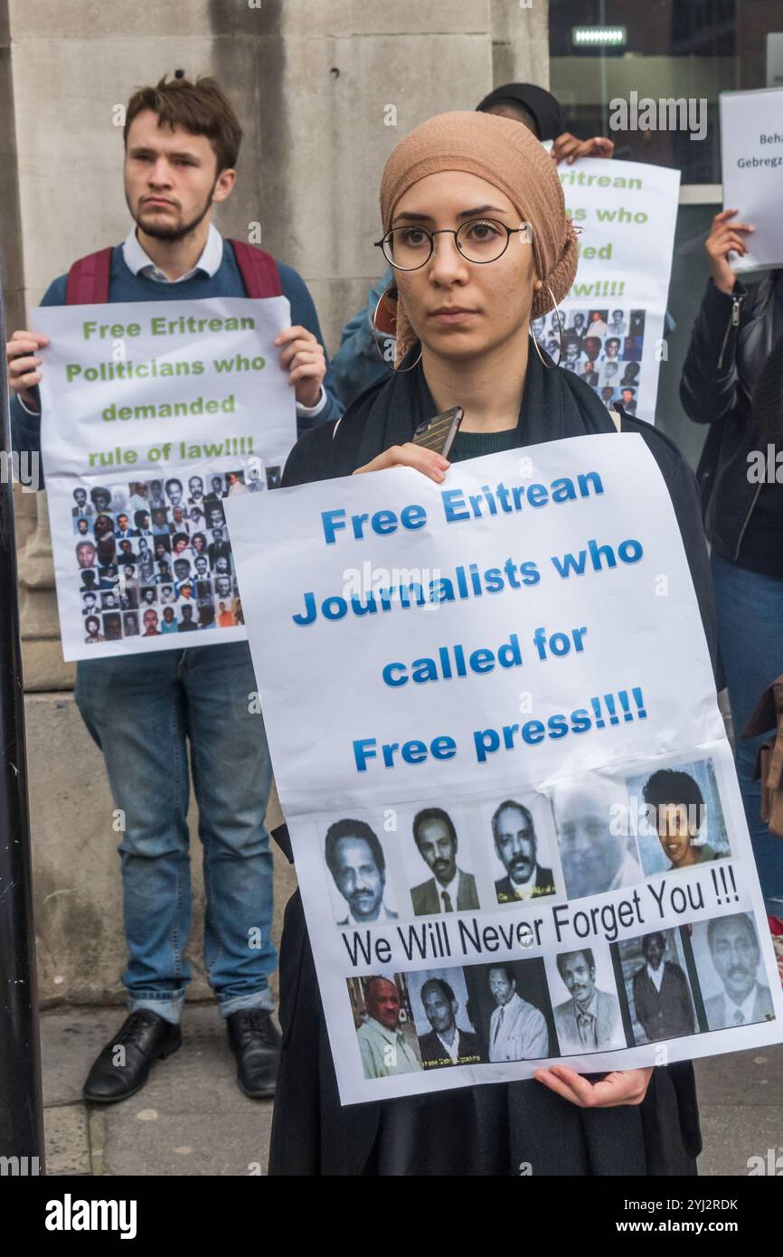 London, UK. 21st September 2017. A woman holds a poster at the protest ...