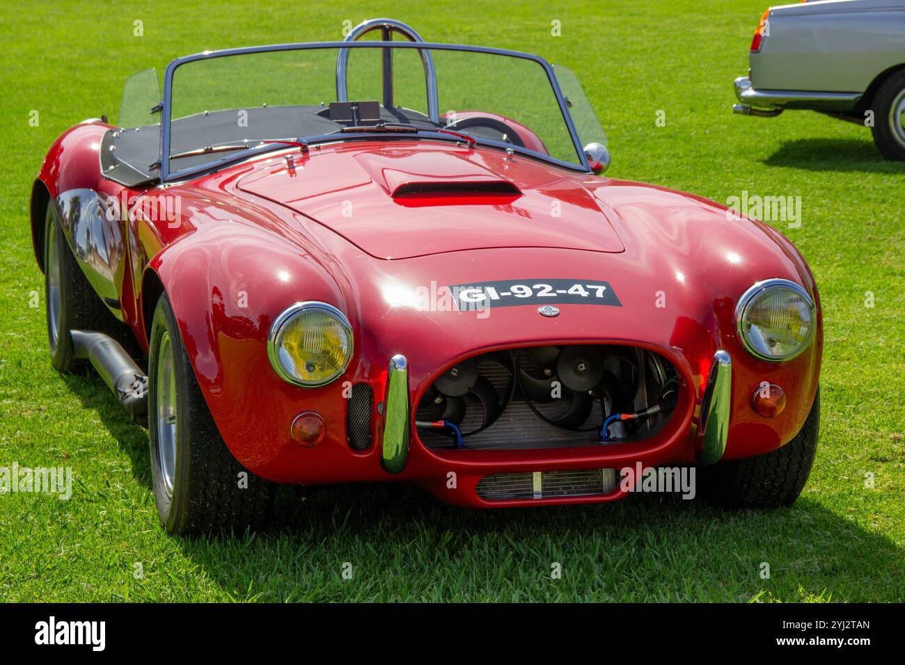 Ac cobra 427 convertible hi-res stock photography and images - Alamy
