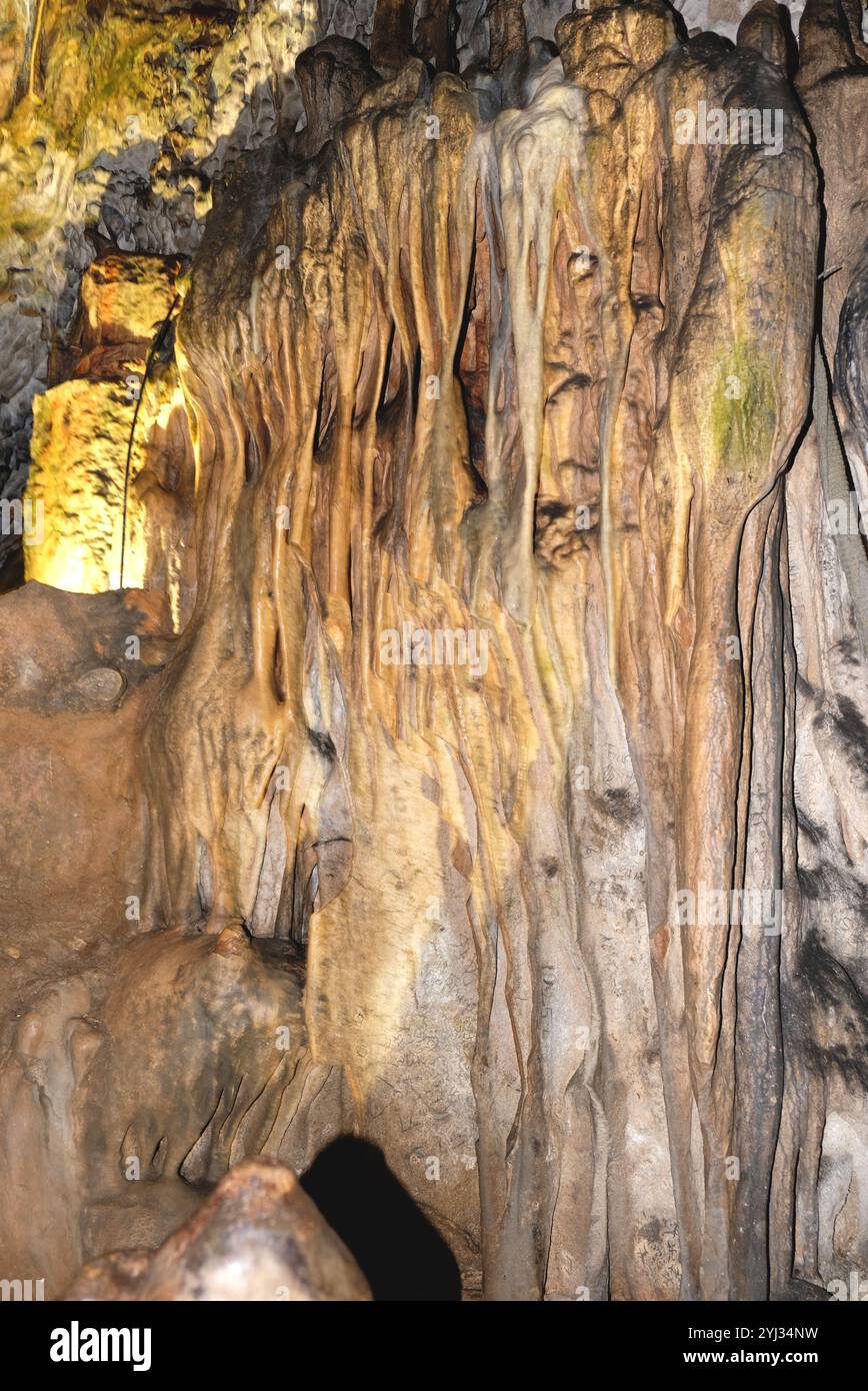 Ledenika Cave, cave, Bulgaria, natural attraction, stalactites ...