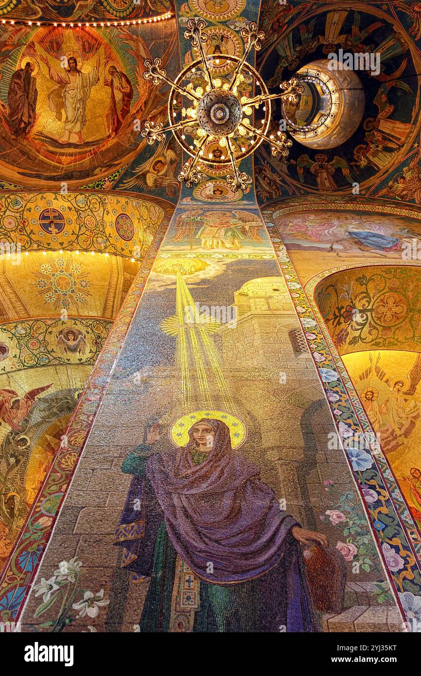 Interior of the church of the savior on spilled blood hi-res stock photography and images - Alamy