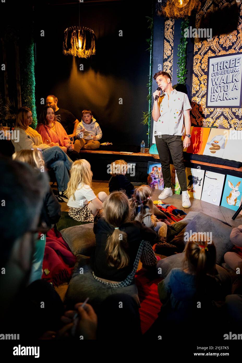 Russell Kane book reading and signing event, Bar Up The Road, Southend ...