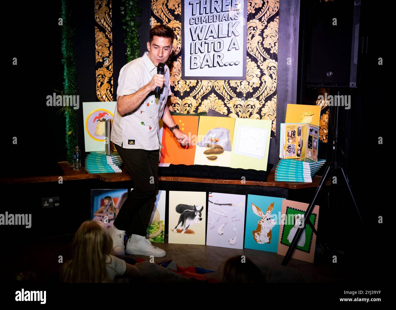 Russell Kane book reading and signing event, Bar Up The Road, Southend ...