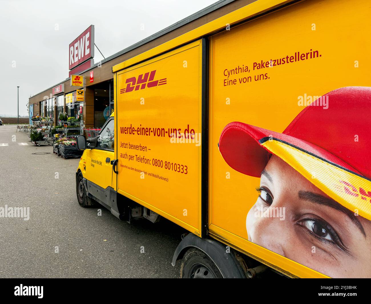 Mitarbeiterwerbung hi-res stock photography and images - Alamy