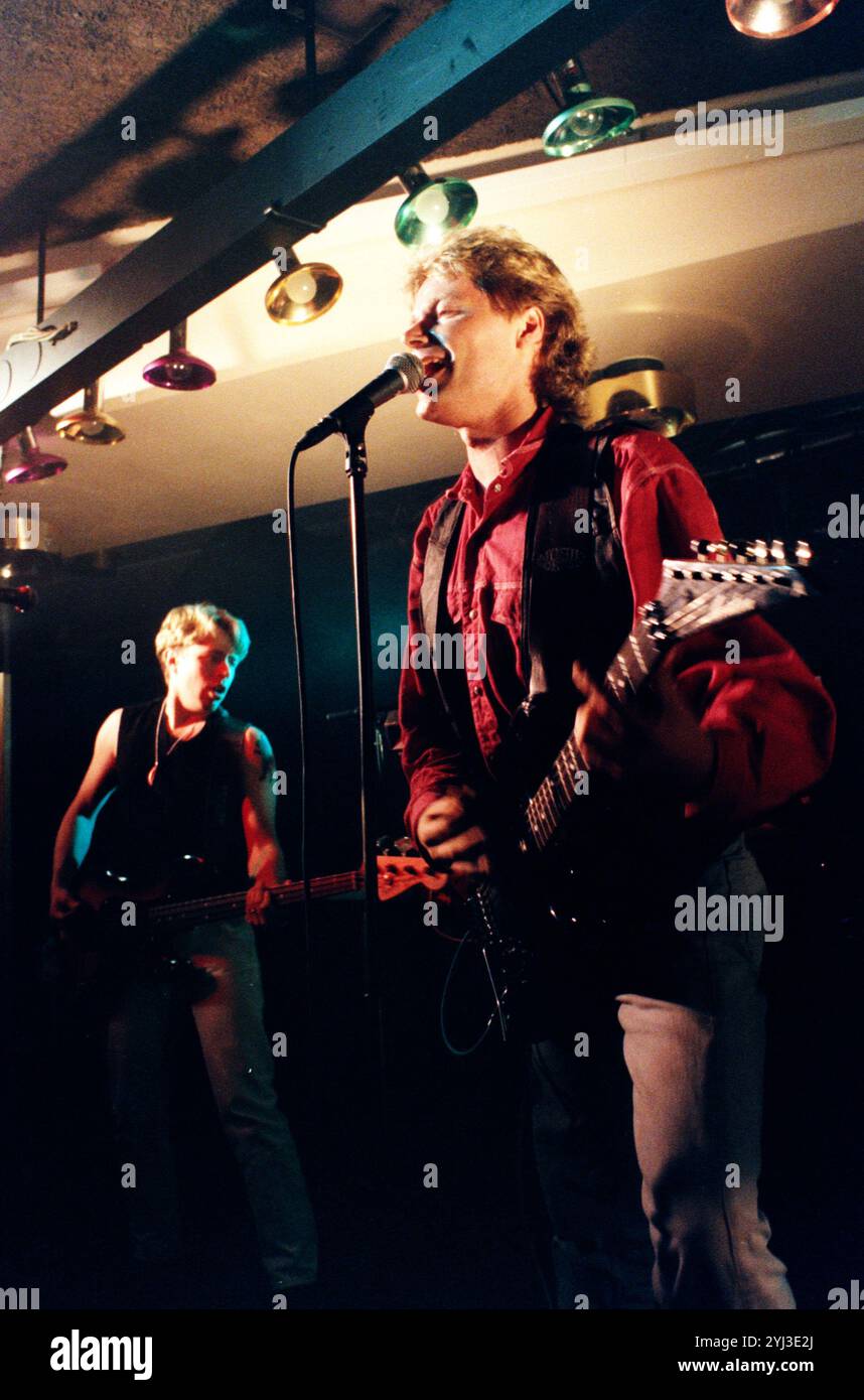 Noice band hi-res stock photography and images - Alamy