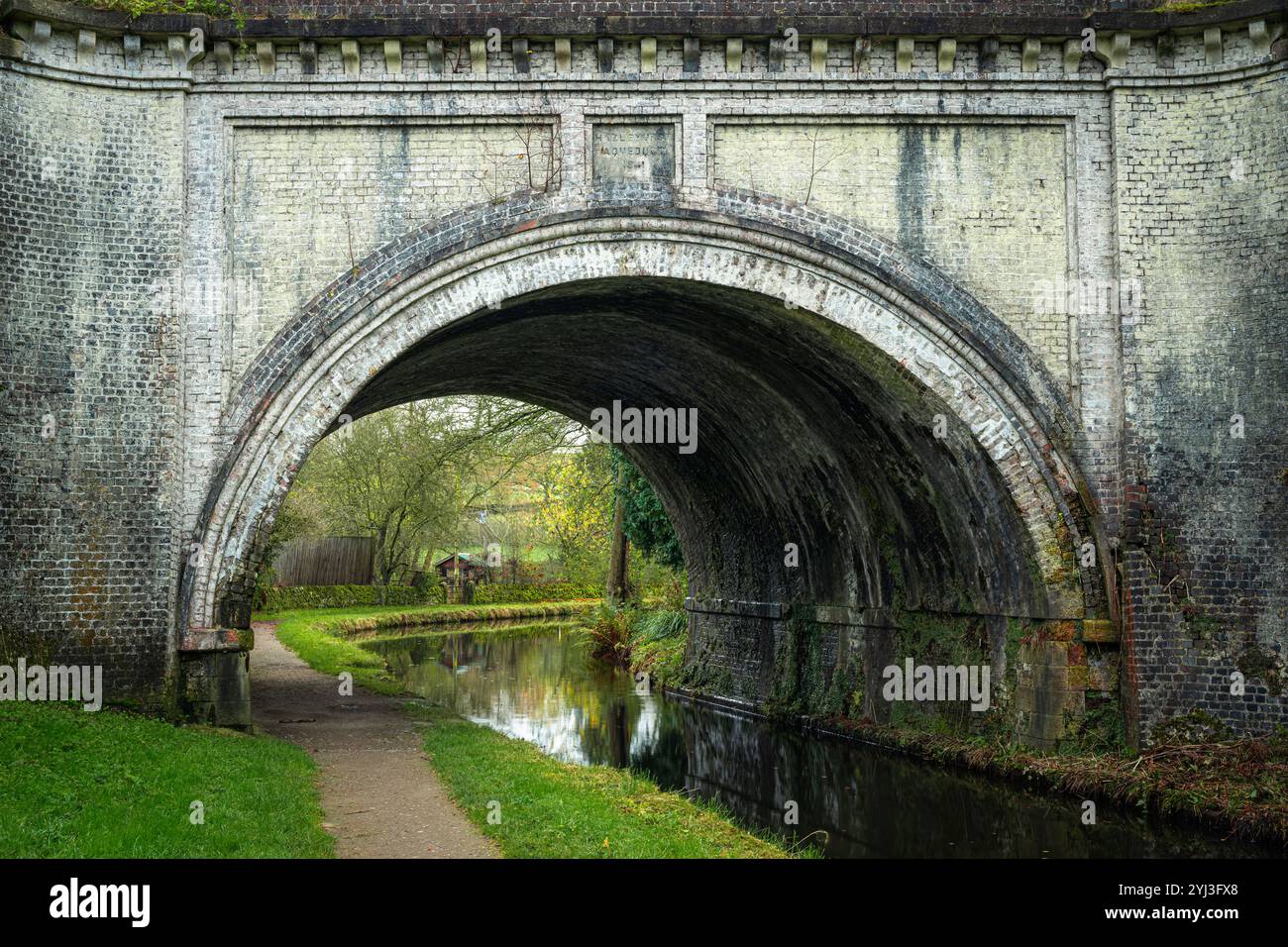 The Hazlehurst aqueduct carrying the Leek branch over the Caldon canal ...