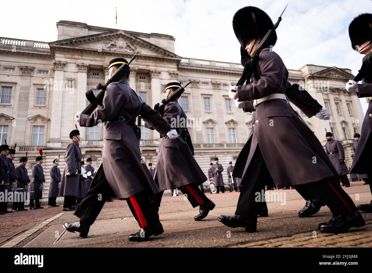 The Band and Bugles of The Rifles and Band of the Grenadier Guards ...