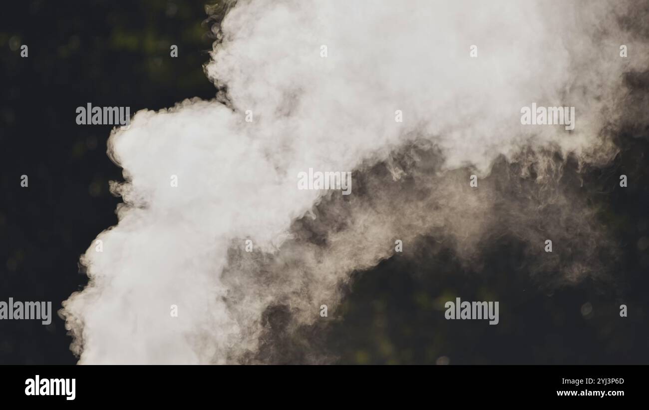 Dark smoke billowing hi-res stock photography and images - Alamy